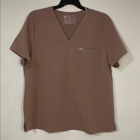 Figs | Tops | Nwt Figs Catarina Onepocket Smokey Taupe Scrub Top Xxl ...